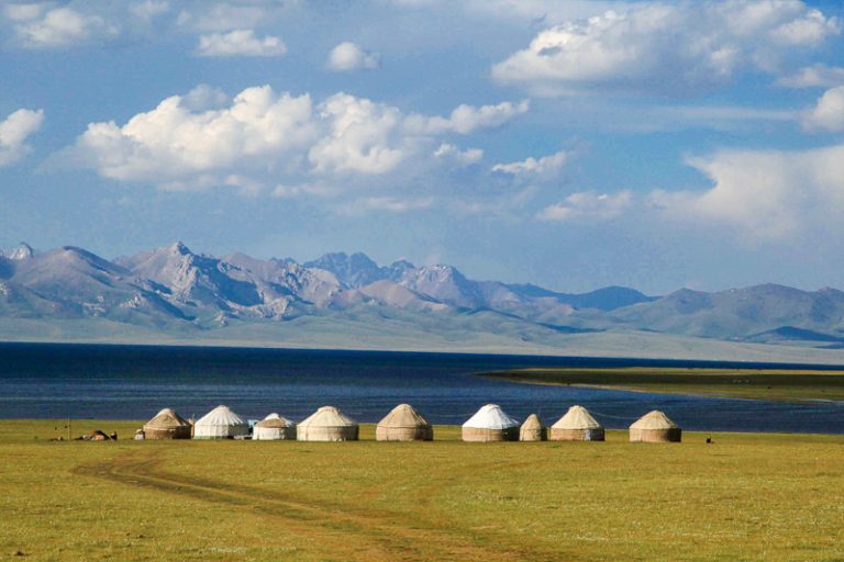 Trip to Son Kul Lake in Kyrgyzstan